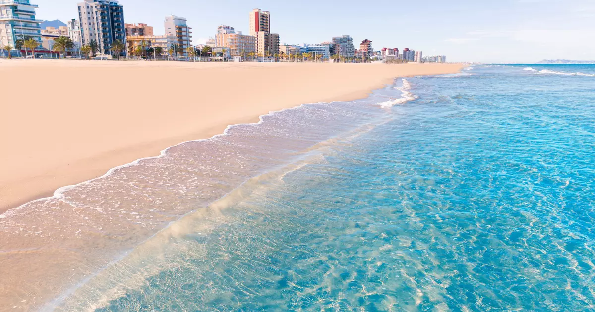 Valencia’s best beaches – get the morning sun before almost anywhere ...
