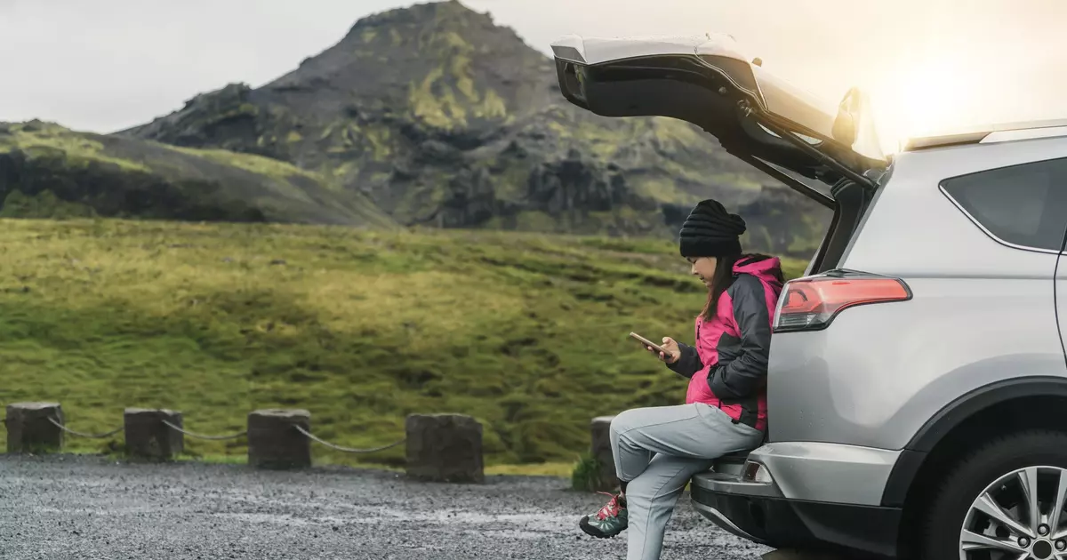 Getting connected in Iceland: your guide to eSIMs, wi-fi and mobile ...